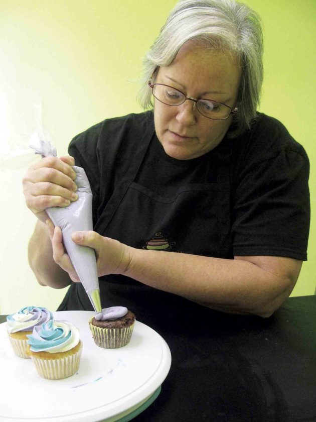 Crazy Cake Cafe in Vienna brings custom cakes to Mid-Ohio Valley | News ...
